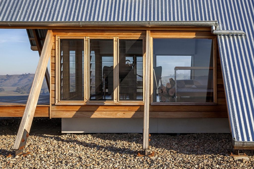 Tiny Cabin House in the Field - Life Tiny House