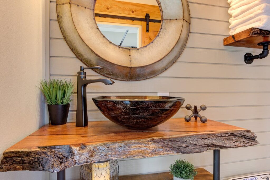Amazing House Where You Can Have A Great Time - Life Tiny House
