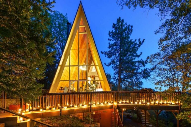 Tiny Framed House with Lake View - Life Tiny House