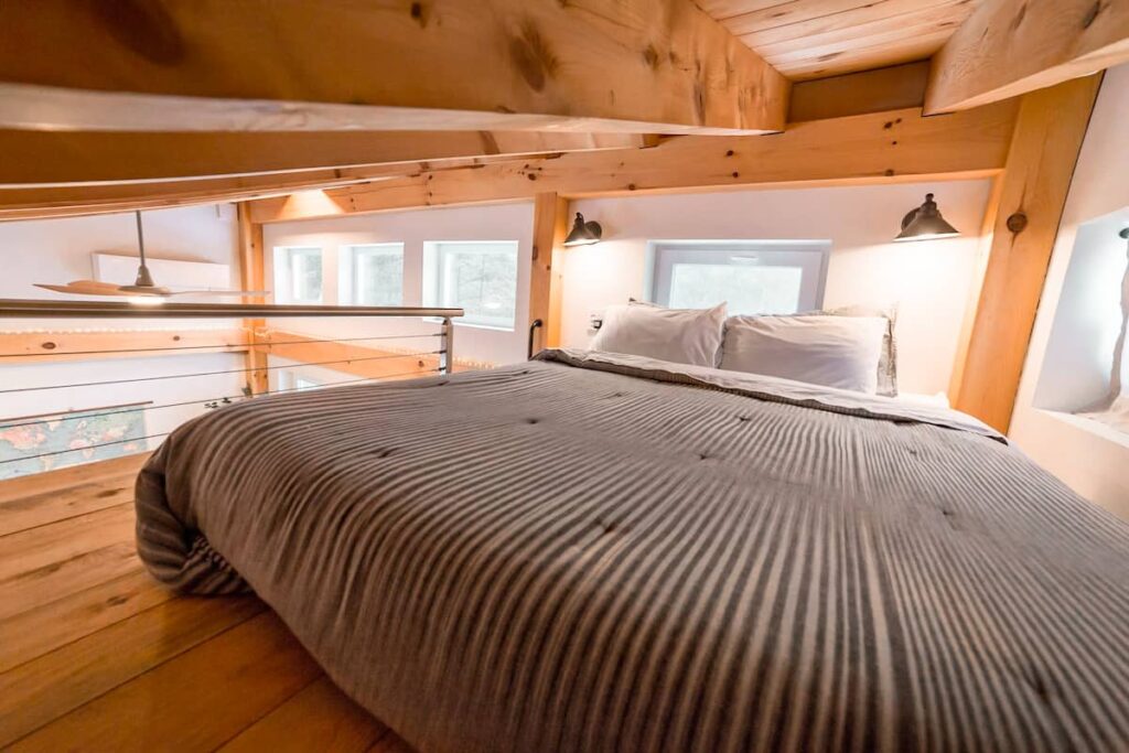Tiny House with Unique Nature View - Life Tiny House