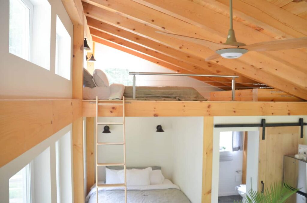 Tiny House with Unique Nature View - Life Tiny House