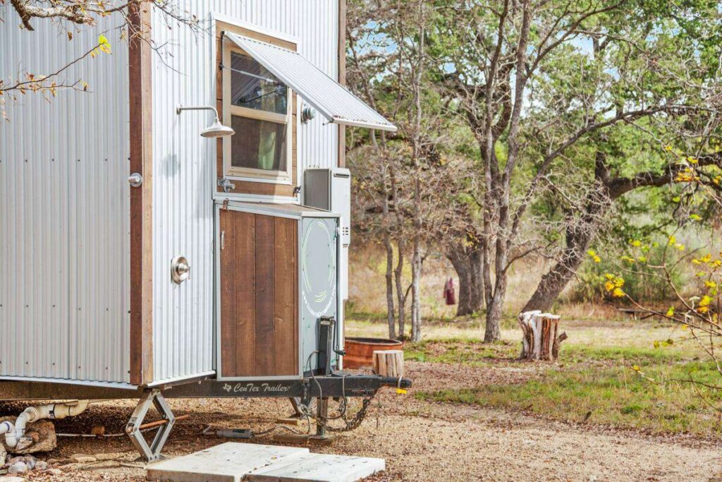 Charming Tiny House Model on Wheels - Life Tiny House