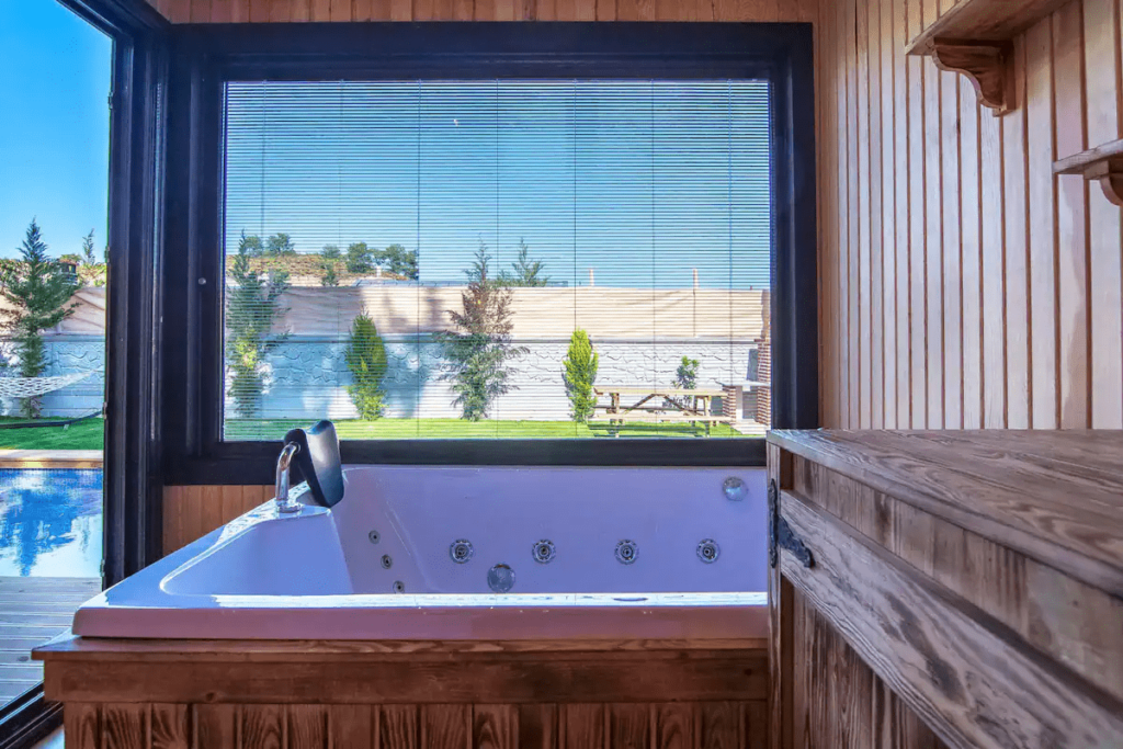 Tiny House With Pool Near The Sea Holiday - Life Tiny House