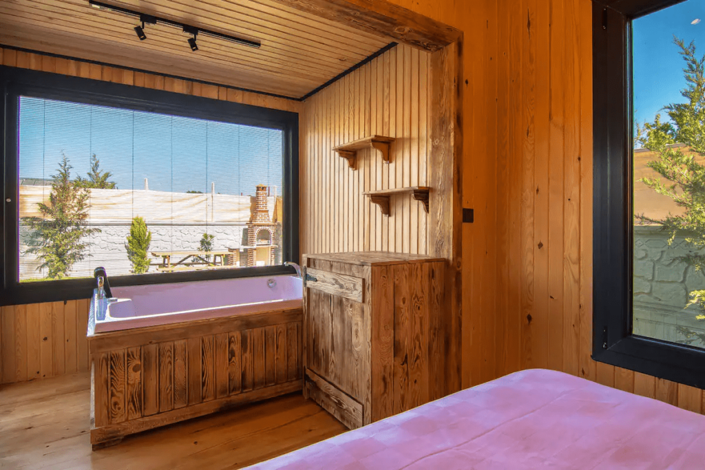 Tiny House With Pool Near The Sea Holiday - Life Tiny House