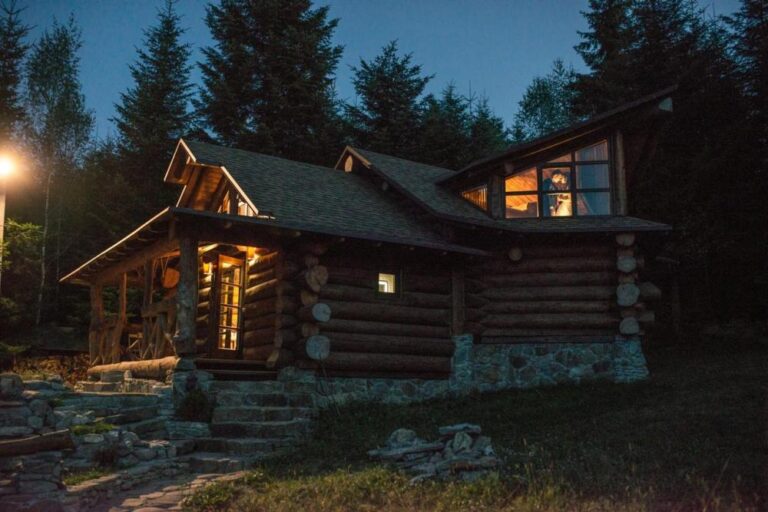 A Work of Art Tiny Log House - Life Tiny House