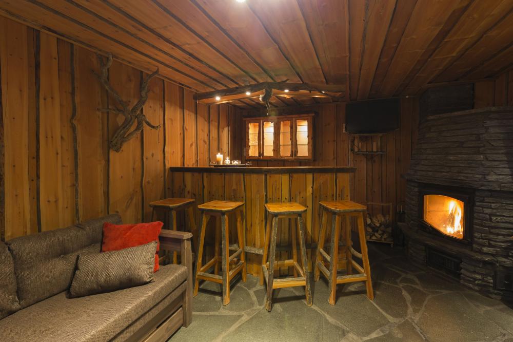 Authentic Wooden Cabin House - Life Tiny House