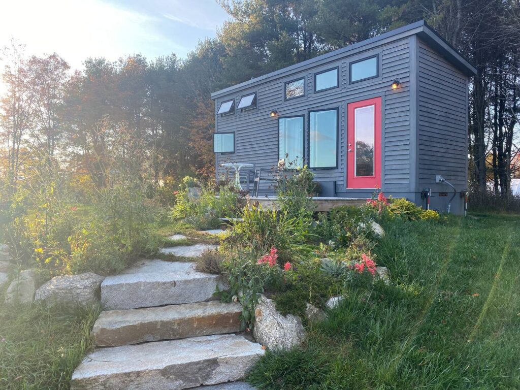30 Square Meters Cute Tiny House - Life Tiny House