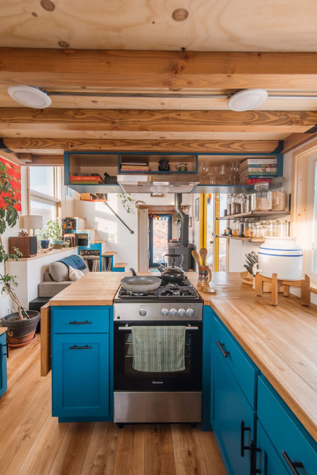 Cute Tiny House Design 25 Square Meters - Life Tiny House