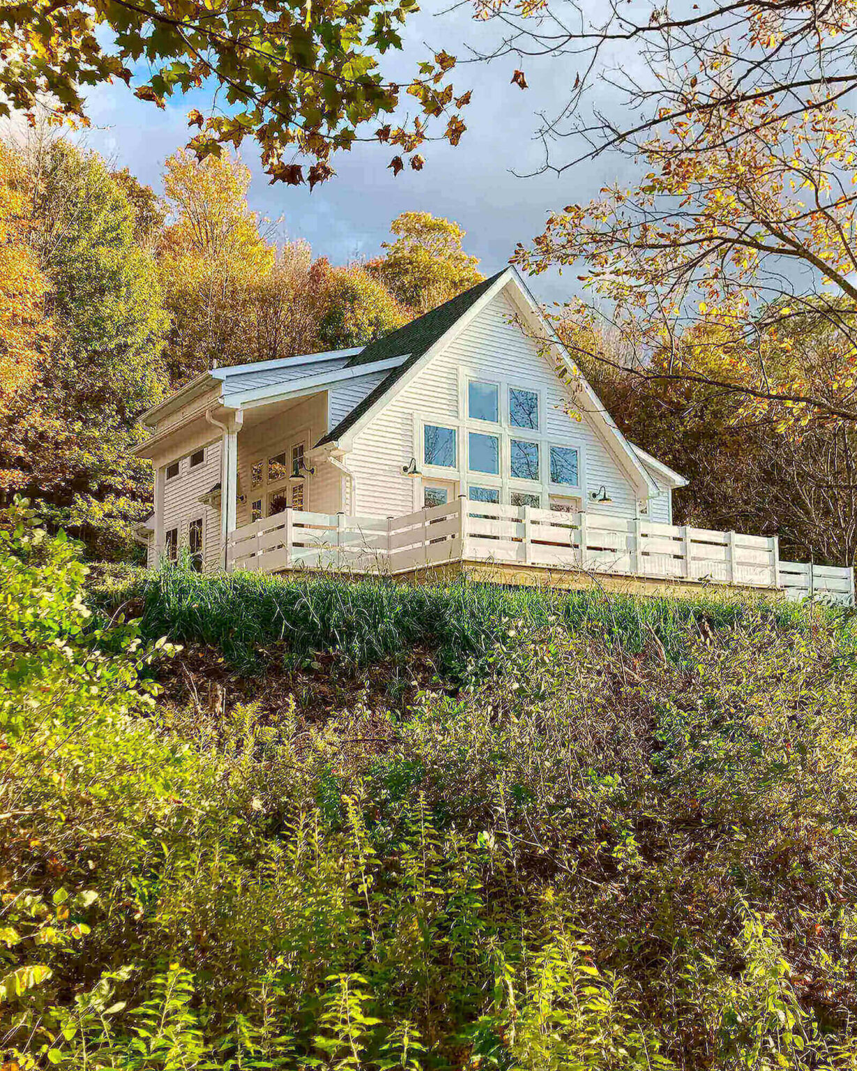 Living in a Peaceful Home - Life Tiny House