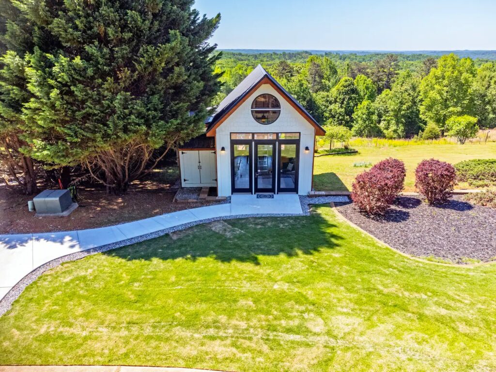 Peaceful Tiny Home Environment - Life Tiny House