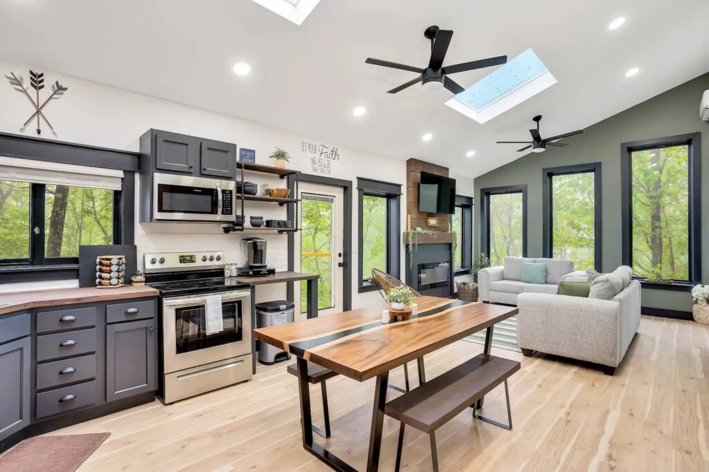 Greatly Designed Tiny House for Families - Life Tiny House