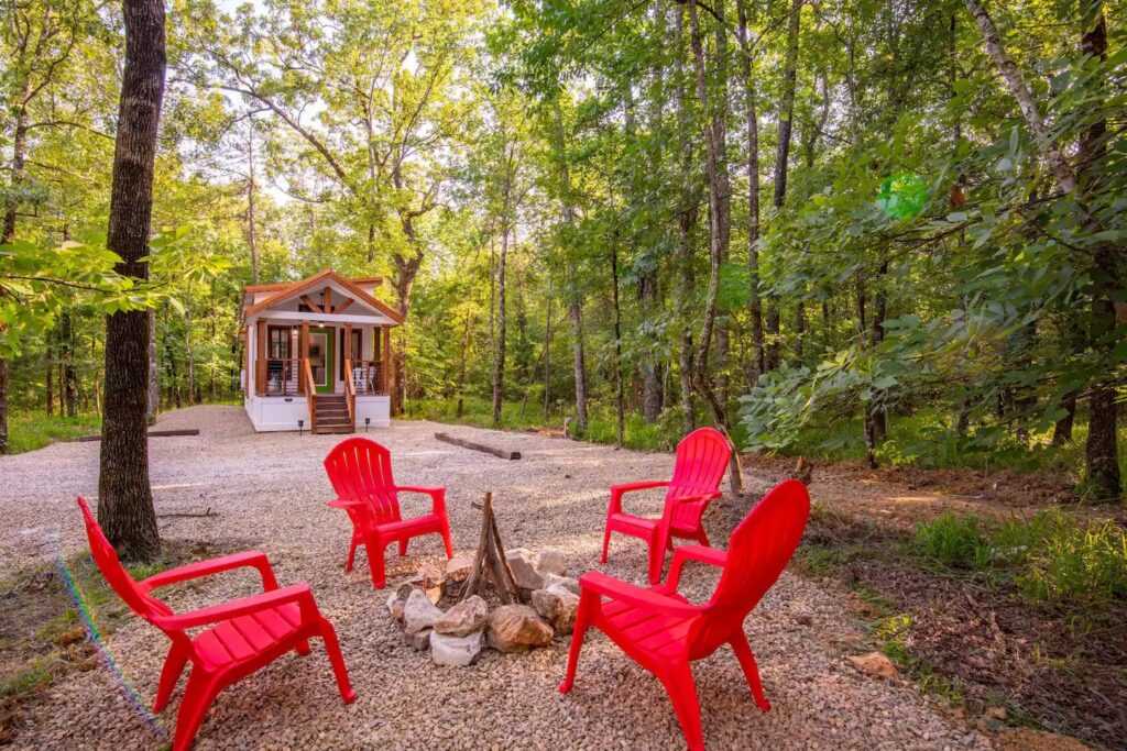 Peaceful Cabin Home Life - Life Tiny House