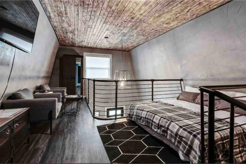Modern Custom Tiny House Design - Life Tiny House