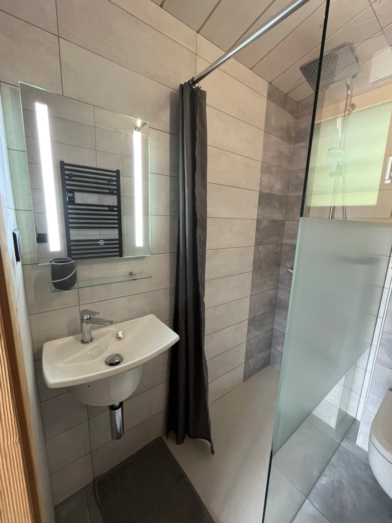 Contemporary Tiny House 20 Sqm - Life Tiny House